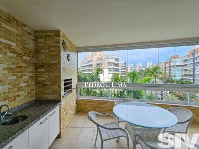 Apartamento com 3 dormitórios à venda, 96 m² por R$ 2.700.000,00 Riviera Módulo 7 Bertioga/SP