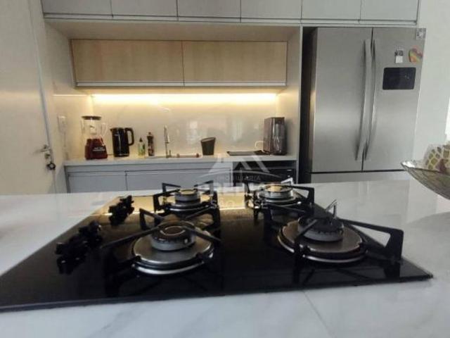 Apartamento com 3 dormitórios à venda, 98 m² por R$ 990.000,00 Jardim Aquarius São José dos Camp