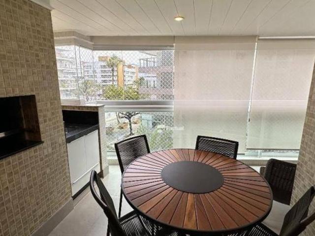 Apartamento com 3 dormitórios à venda, 90 m² por R$ 3.500.000,00 Riviera de São Lourenço Bertiog