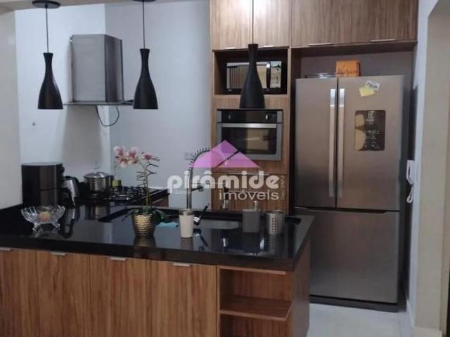 Apartamento com 3 dormitórios à venda, 90 m² por R$ 630.000,00 Centro São José dos Campos/SP