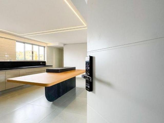 Apartamento com 3 dormitórios à venda, 92 m² por R$ 475.000,00 Setor Bueno Goiânia/GO