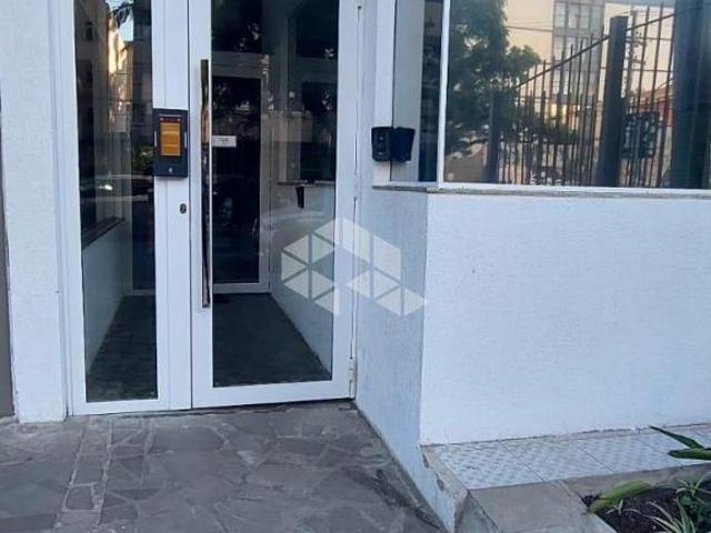 Apartamento com 3 dormitórios com suíte lno bairro farroupilha