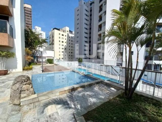 Apartamento com 3 dormitórios de 150m² à venda em Santana