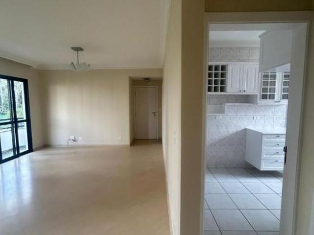 Apartamento com 3 Dormitórios e Suíte com Closet