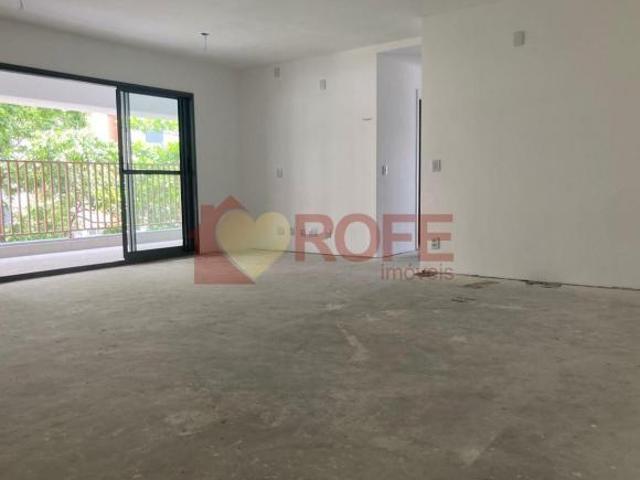 Apartamento com 3 dormitórios e 1 suíte à venda, 109 m² por R$ 1.239.000,00 Saúde
