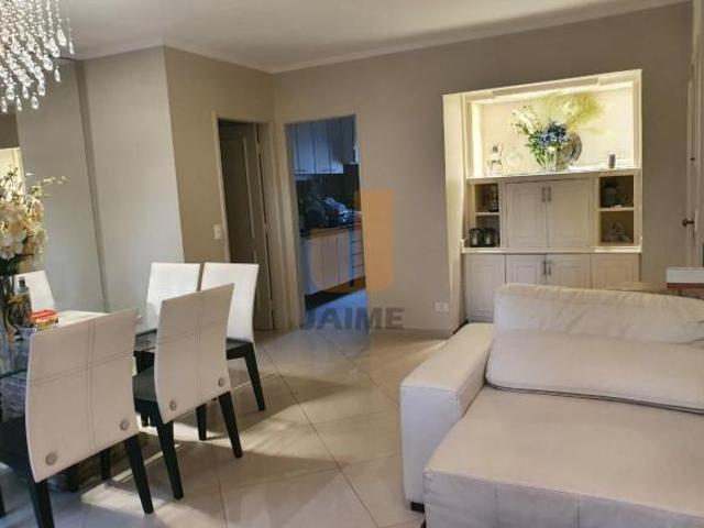 Apartamento com 3 dormitórios e 2 vagas