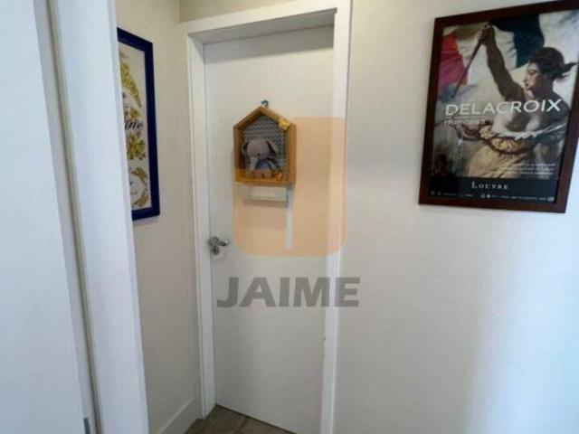 Apartamento com 3 dormitórios e 2 vagas na Barra Funda