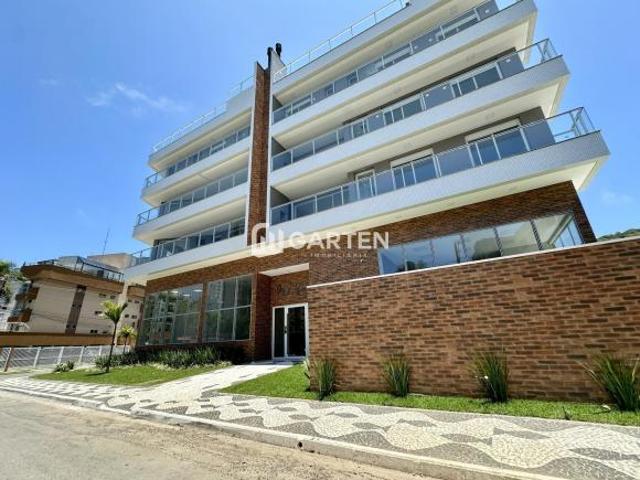 Apartamento com 3 dormitórios e 3 Suítes a 200m do mar em Caiobá