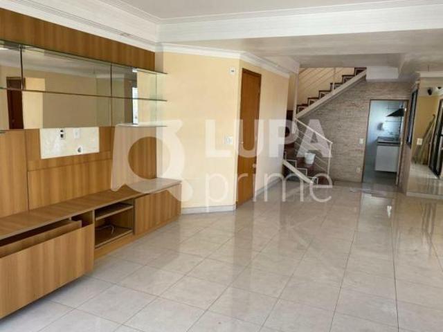 Apartamento com 3 dormitórios e 5 banheiros à venda em Perdizes