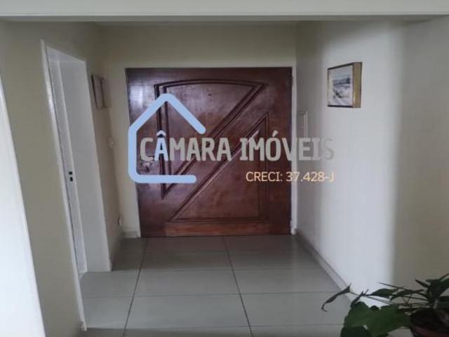 Apartamento com 3 dormitórios edifício Málaga