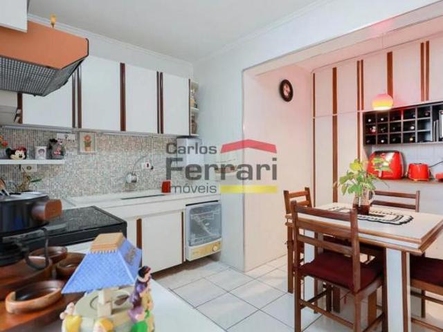 Apartamento com 3 dormitórios em 72 m² de área útil