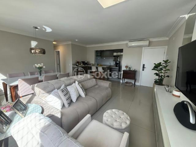 Apartamento com 3 dormitórios em Canoas