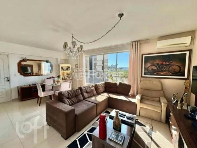 Apartamento com 3 dormitórios em Florianópolis