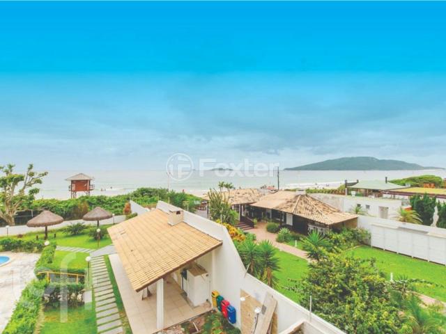 Apartamento com 3 dormitórios em Florianópolis
