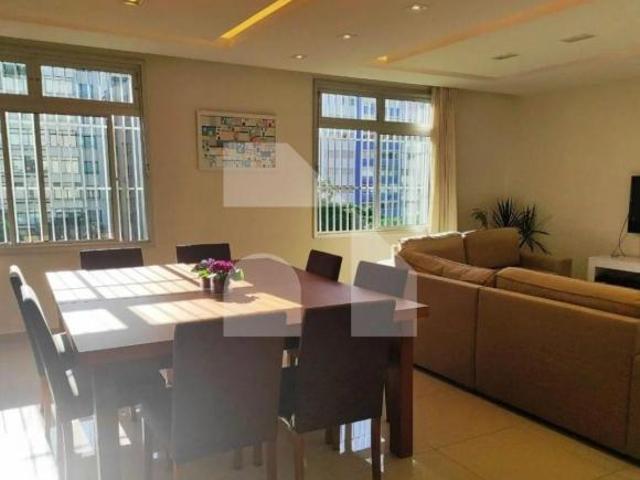Apartamento com 3 dormitórios em Higienópolis