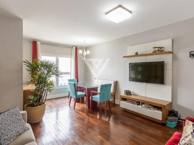 Apartamento com 3 dormitórios em Perdizes