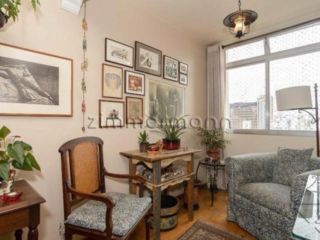 APARTAMENTO COM 3 DORMITÓRIOS EM PINHEIROS