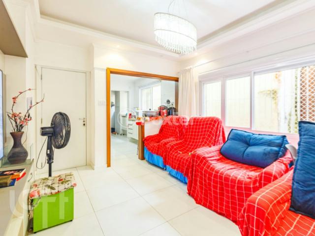 Apartamento com 3 dormitórios em Porto Alegre