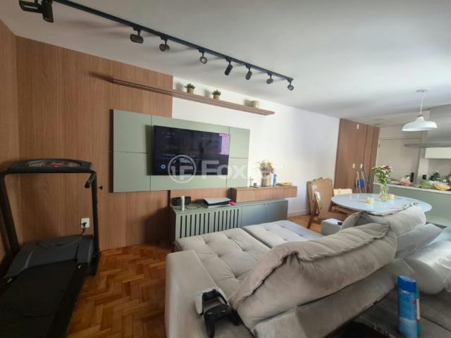 Apartamento com 3 dormitórios em Porto Alegre