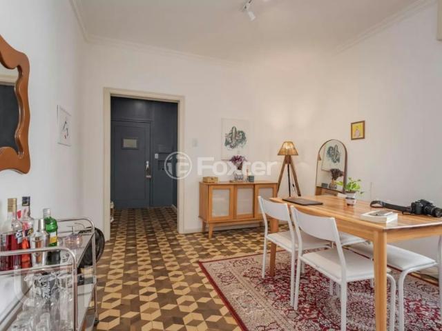 Apartamento com 3 dormitórios em Porto Alegre