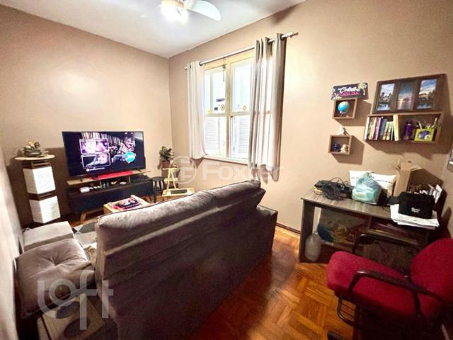 Apartamento com 3 dormitórios em Porto Alegre