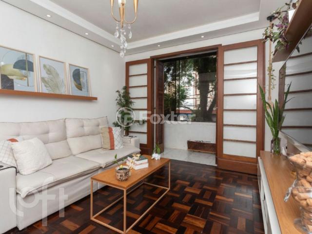 Apartamento com 3 dormitórios em Porto Alegre
