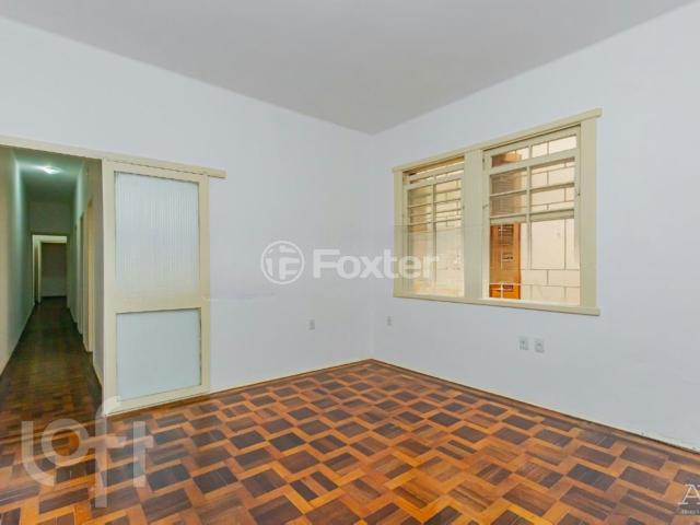 Apartamento com 3 dormitórios em Porto Alegre