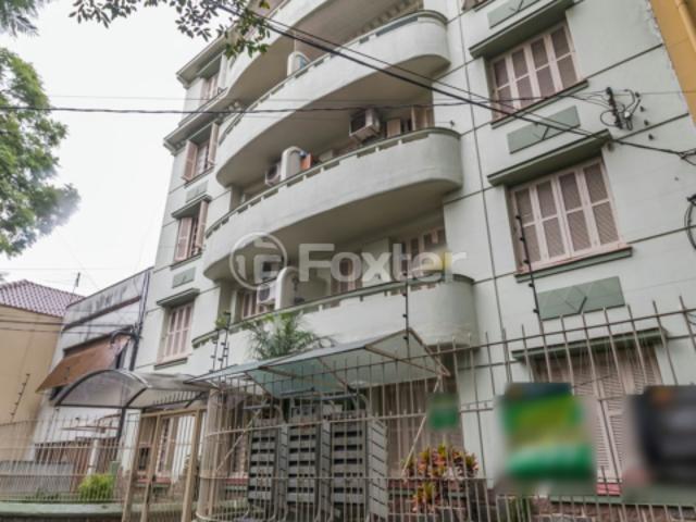 Apartamento com 3 dormitórios em Porto Alegre