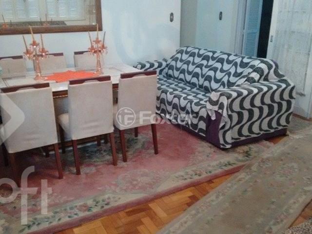 Apartamento com 3 dormitórios em Porto Alegre