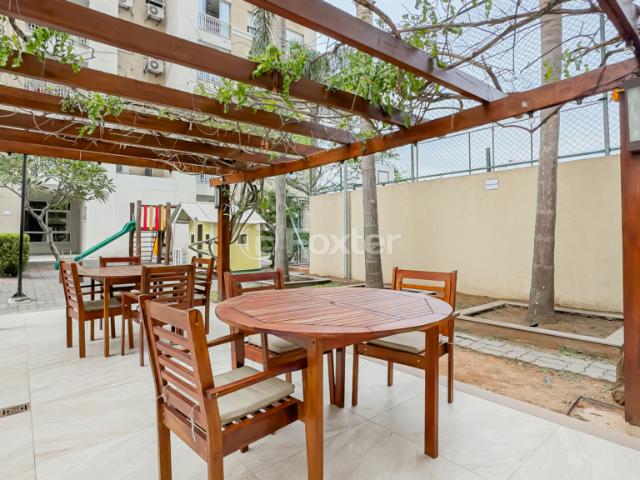 Apartamento com 3 dormitórios em Porto Alegre