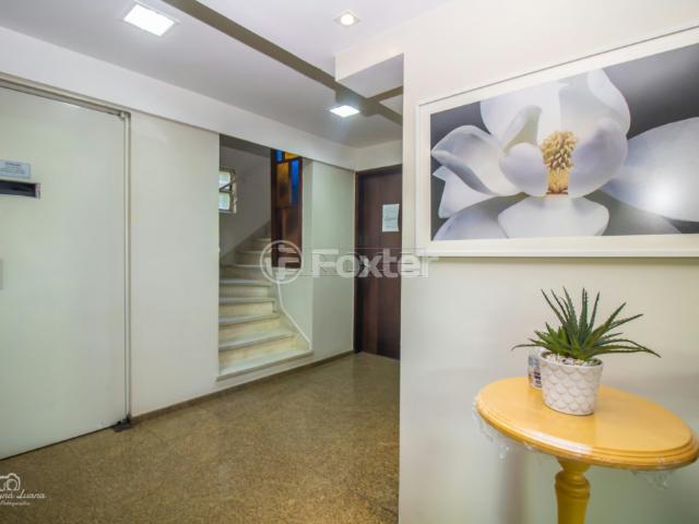 Apartamento com 3 dormitórios em Porto Alegre
