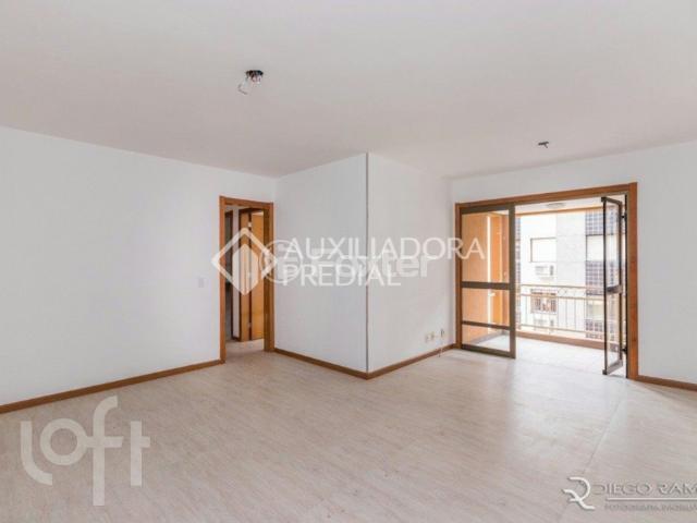 Apartamento com 3 dormitórios em Porto Alegre