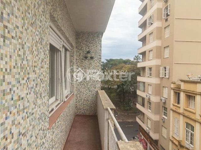 Apartamento com 3 dormitórios em Porto Alegre
