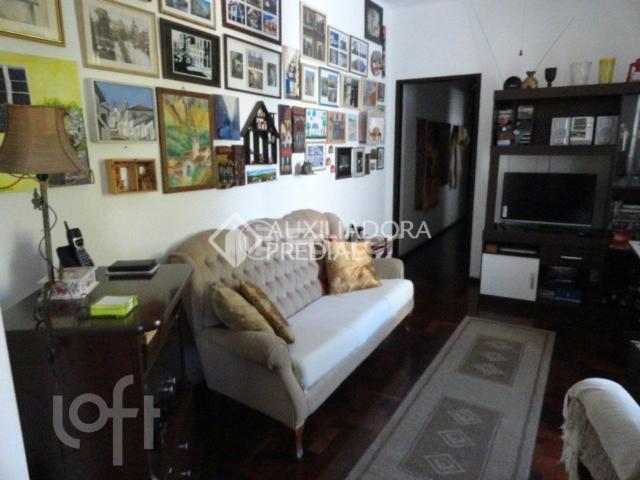 Apartamento com 3 dormitórios em Porto Alegre