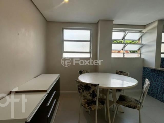 Apartamento com 3 dormitórios em Porto Alegre