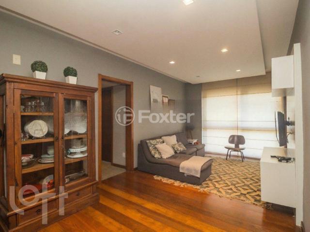 Apartamento com 3 dormitórios em Porto Alegre