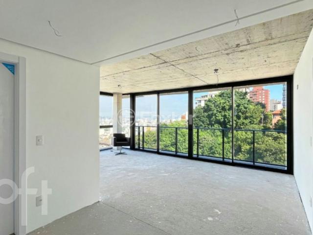 Apartamento com 3 dormitórios em Porto Alegre