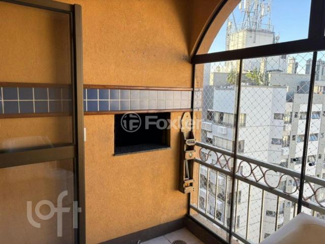 Apartamento com 3 dormitórios em Porto Alegre