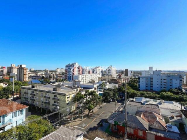 Apartamento com 3 dormitórios em Porto Alegre