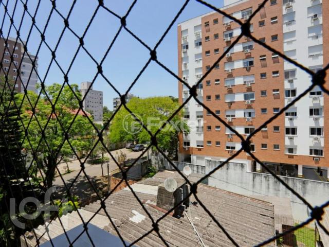 Apartamento com 3 dormitórios em Porto Alegre
