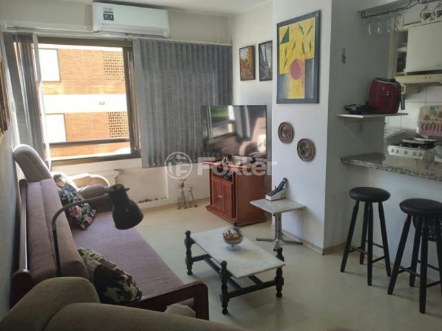 Apartamento com 3 dormitórios em Porto Alegre