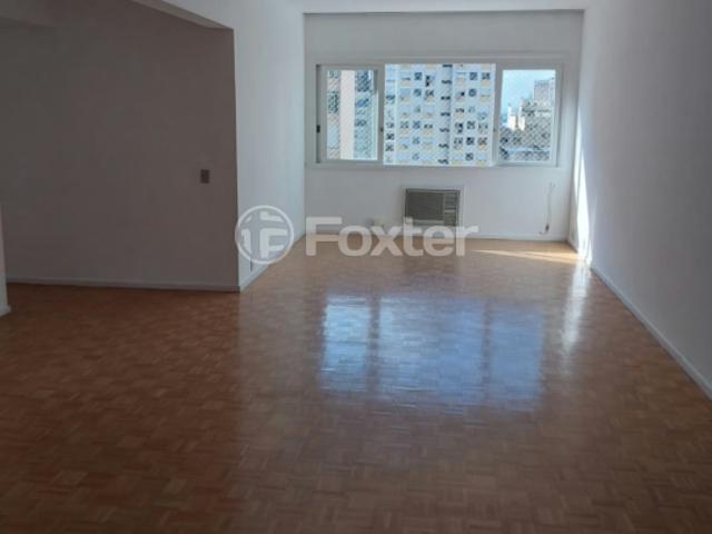 Apartamento com 3 dormitórios em Porto Alegre