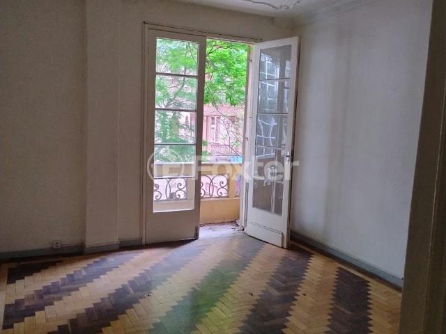 Apartamento com 3 dormitórios em Porto Alegre