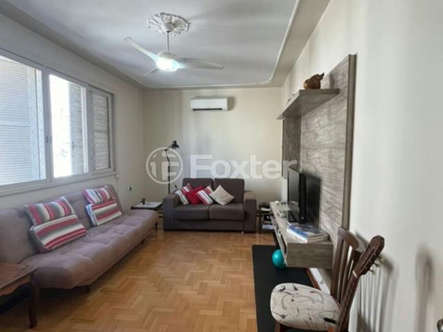 Apartamento com 3 dormitórios em Porto Alegre