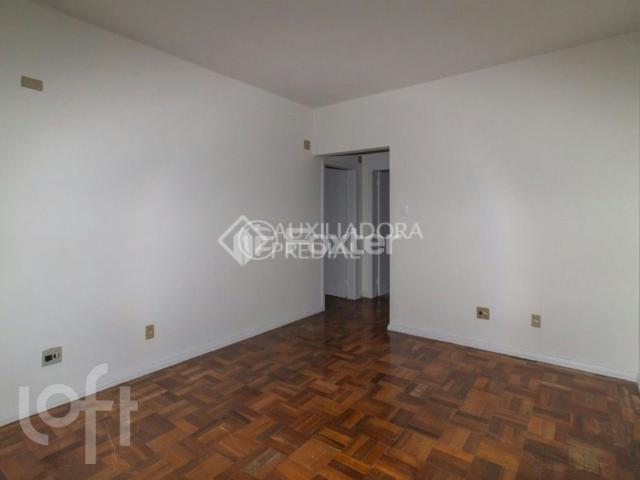 Apartamento com 3 dormitórios em Porto Alegre