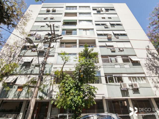 Apartamento com 3 dormitórios em Porto Alegre