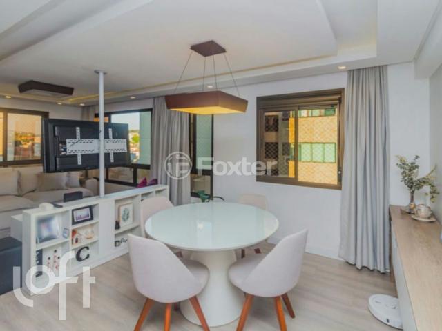Apartamento com 3 dormitórios em Porto Alegre