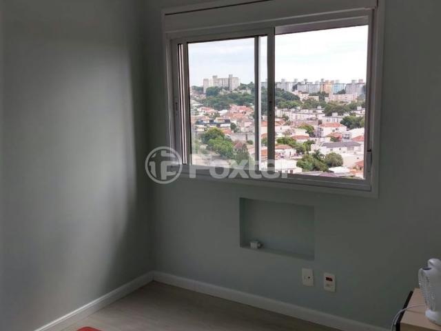 Apartamento com 3 dormitórios em Porto Alegre