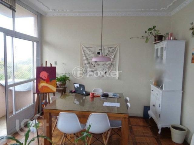 Apartamento com 3 dormitórios em Porto Alegre