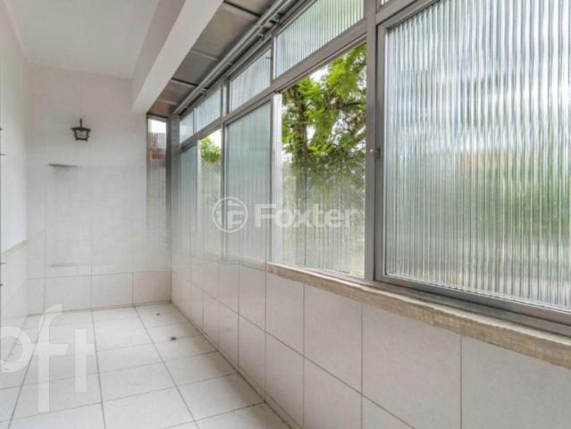 Apartamento com 3 dormitórios em Porto Alegre